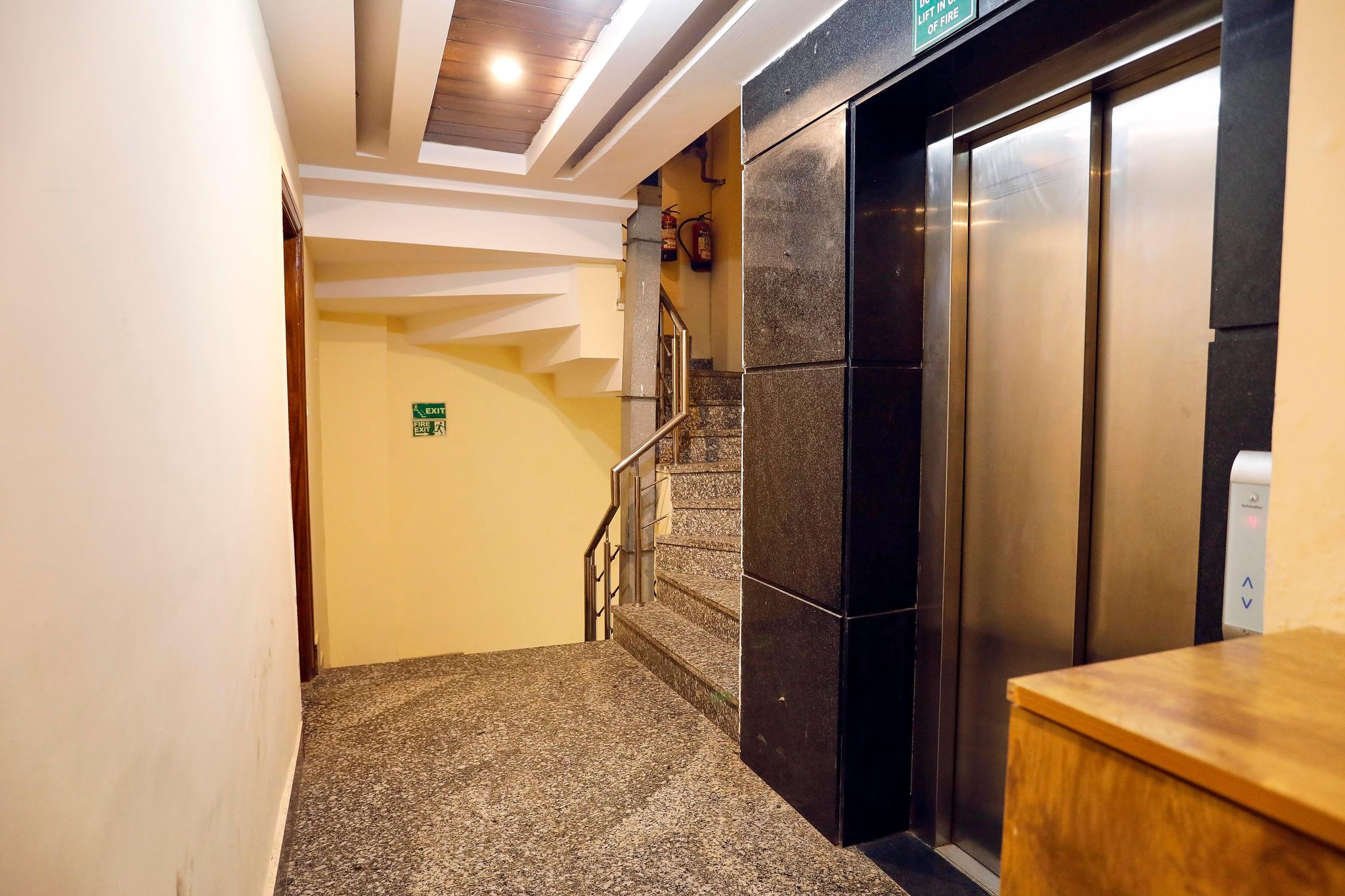 Hotel Gold Star Inn @ Paharganj New Delhi - Hotel Price, Reviews ...