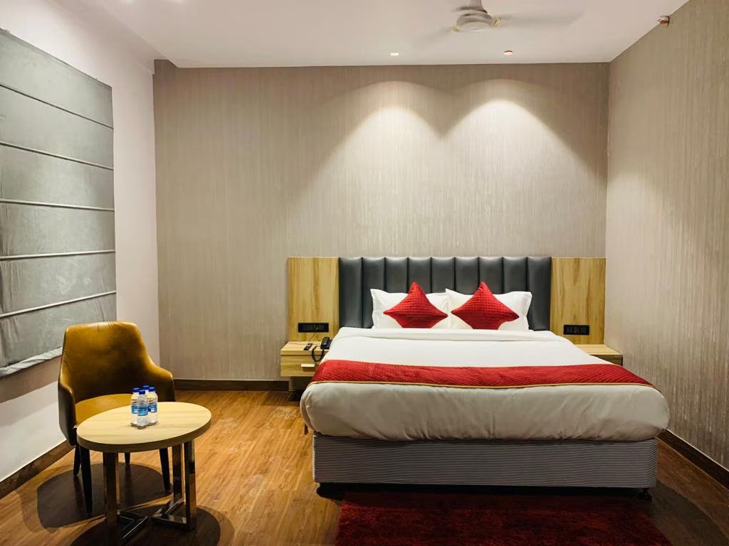 Townhouse Awas Vikas Kalyanpur Kanpur - Hotel Price, Reviews, Photos ...