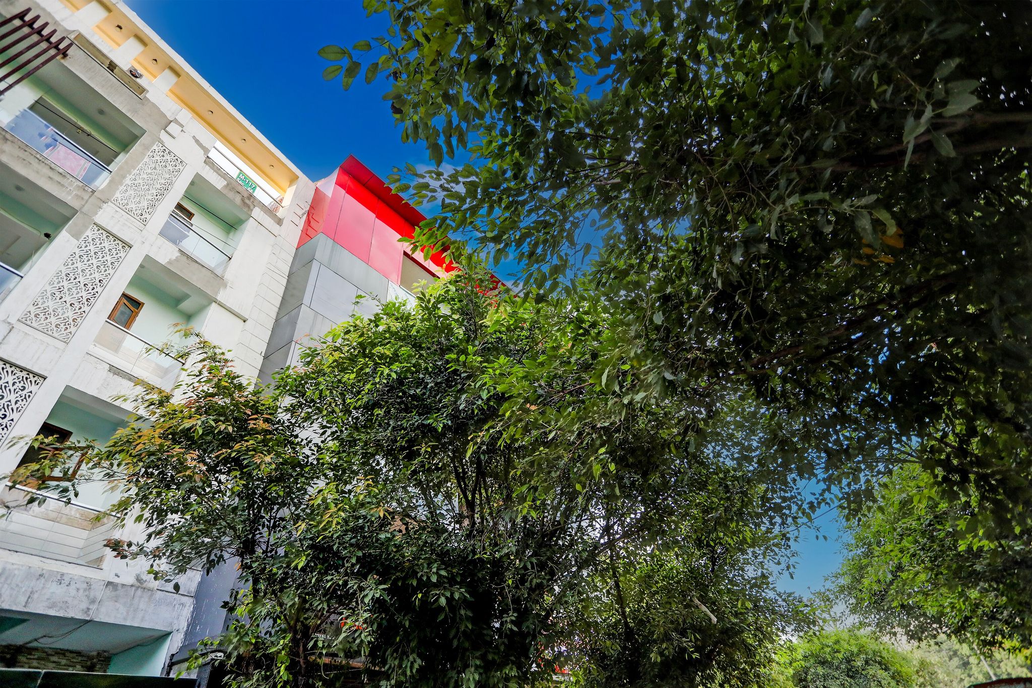 Super Sector 64 Umen Hotel Nearby Aadarsh Pariksha Kendra Noida - Hotel ...