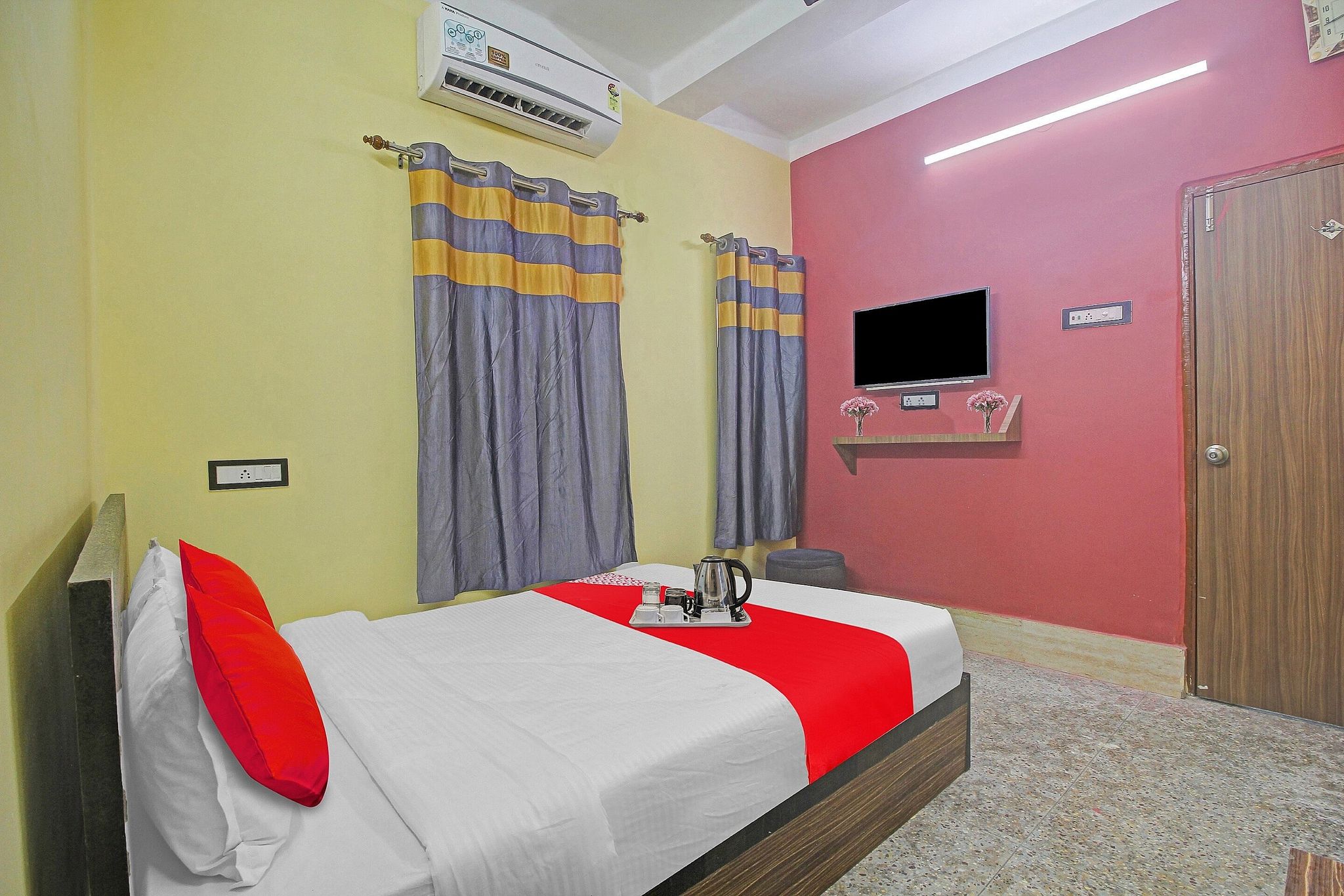 Hotel O Star VIP Inn Guest House Kolkata - Hotel Price, Reviews, Photos ...