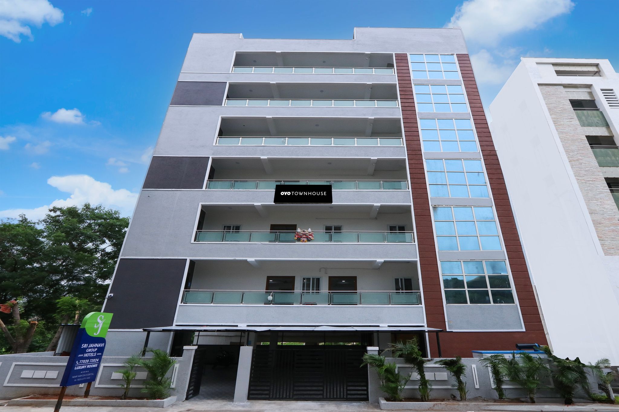 Collection O Sri Jahnavi Group besides Yashoda Hospital hitec city ...