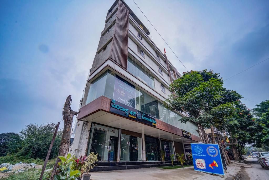 Open Hotel by Olive, The Emerald Inn Bangalore - Hotel Price, Reviews ...