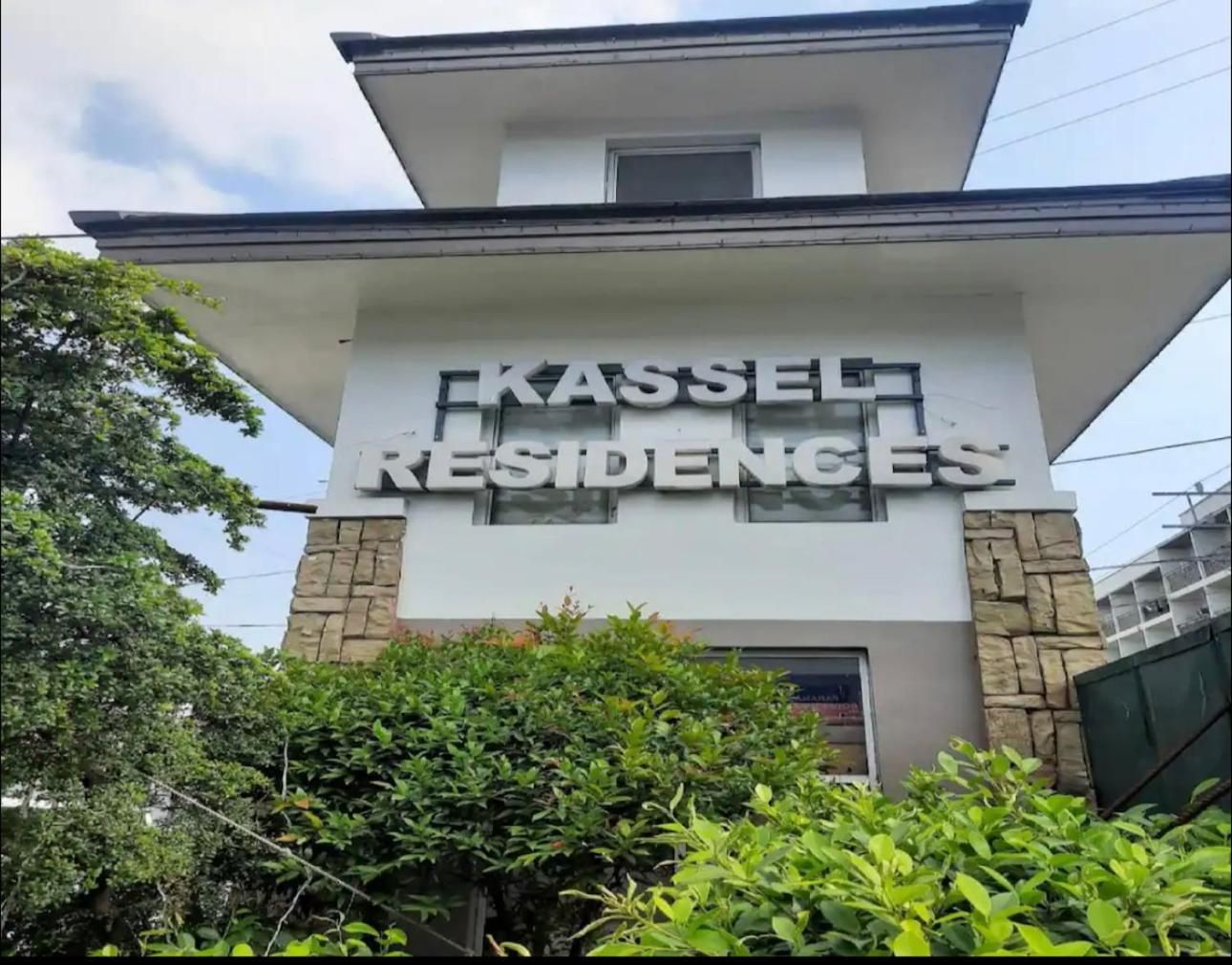 STH Condotels Manila - Hotel Price, Reviews, Photos | Adanione.com