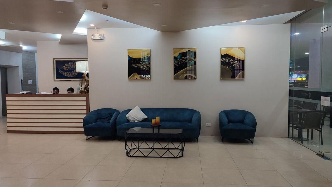 Sunvida Tower Stays Across SM City Cebu - Hotel Price, Reviews, Photos ...
