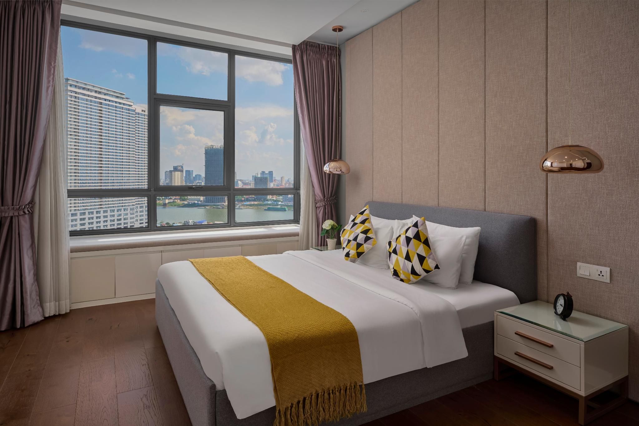 The Peninsula Phnom Penh - Hotel Price, Reviews, Photos | Adanione.com