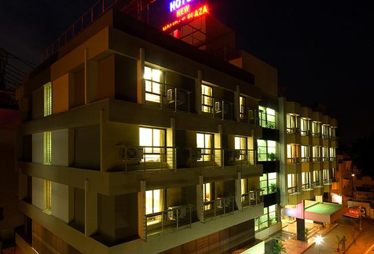 Hotel New Holiday Plaza Shalimar | Room Rates, Reviews & Photos