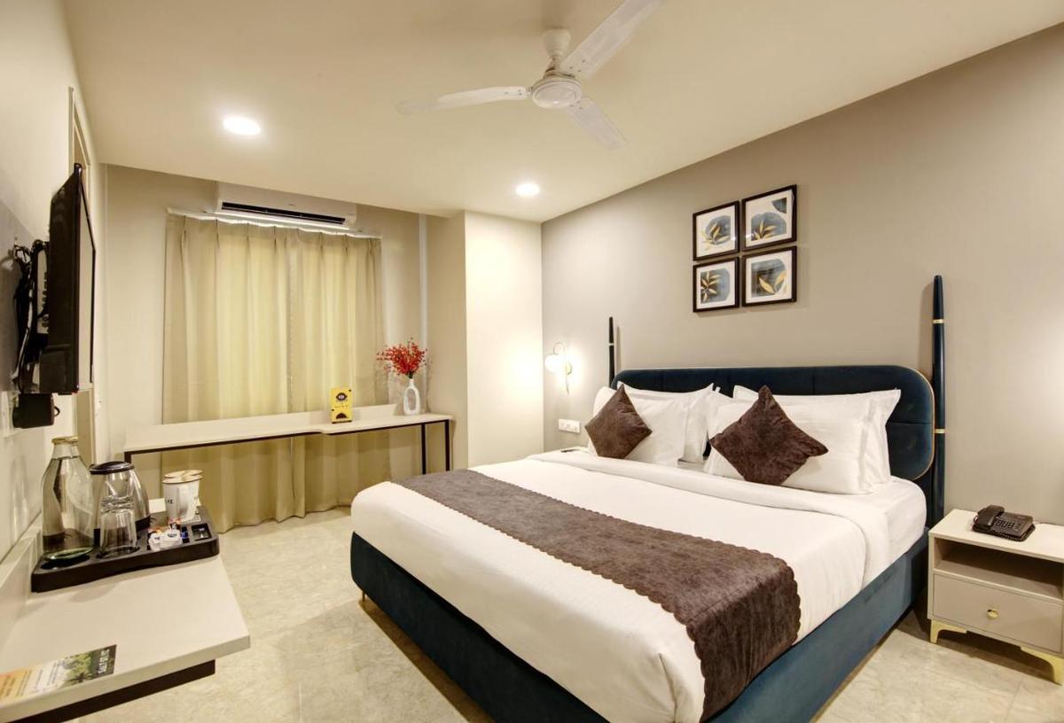 Saltstayz Select - Golf Course Road, Sector 27 Sector 27 | Room Rates ...